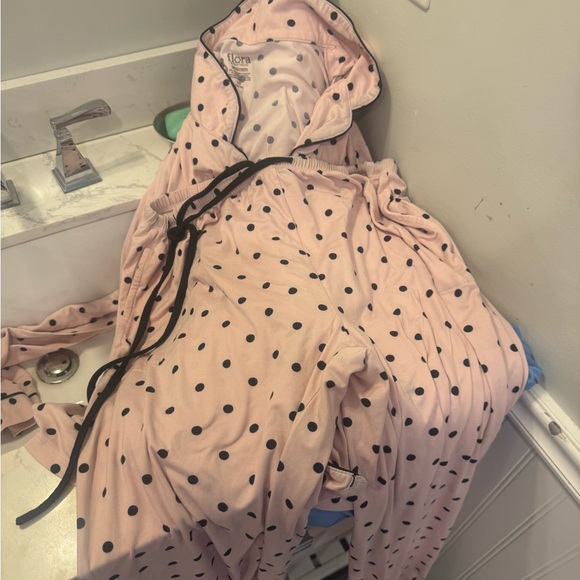 Flora Nikrooz | Intimates & Sleepwear | Flora Nikrooz Pink Polka Dot ...